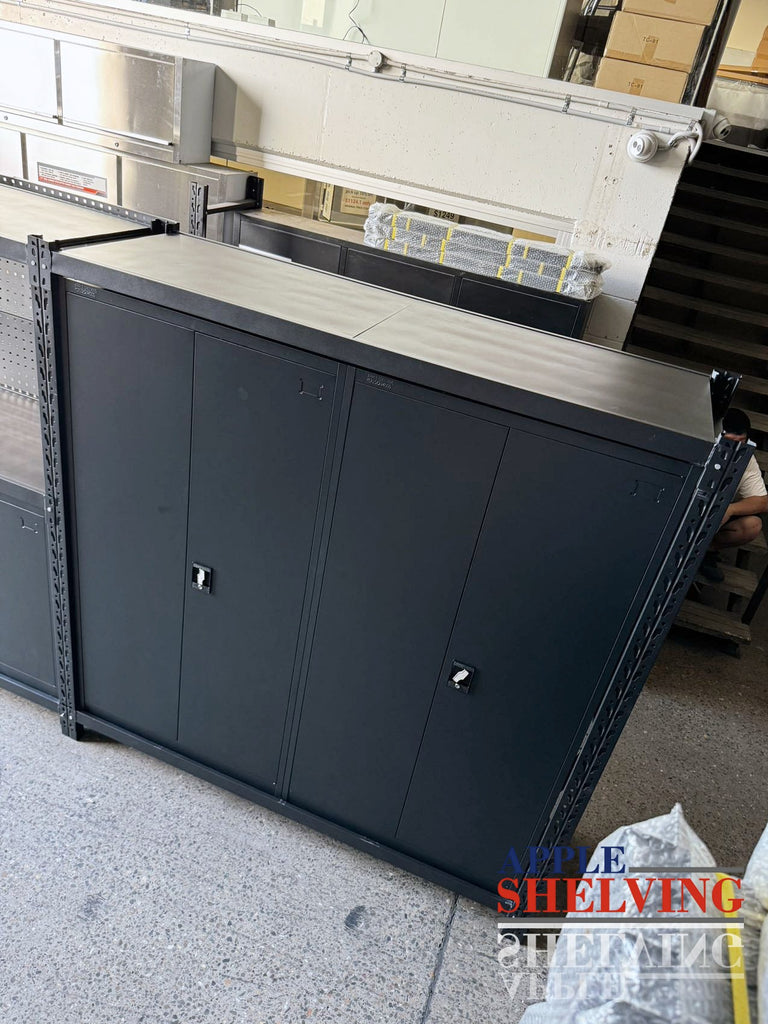 2m(L) 2 Cabinets on shelf – Apple Shelving